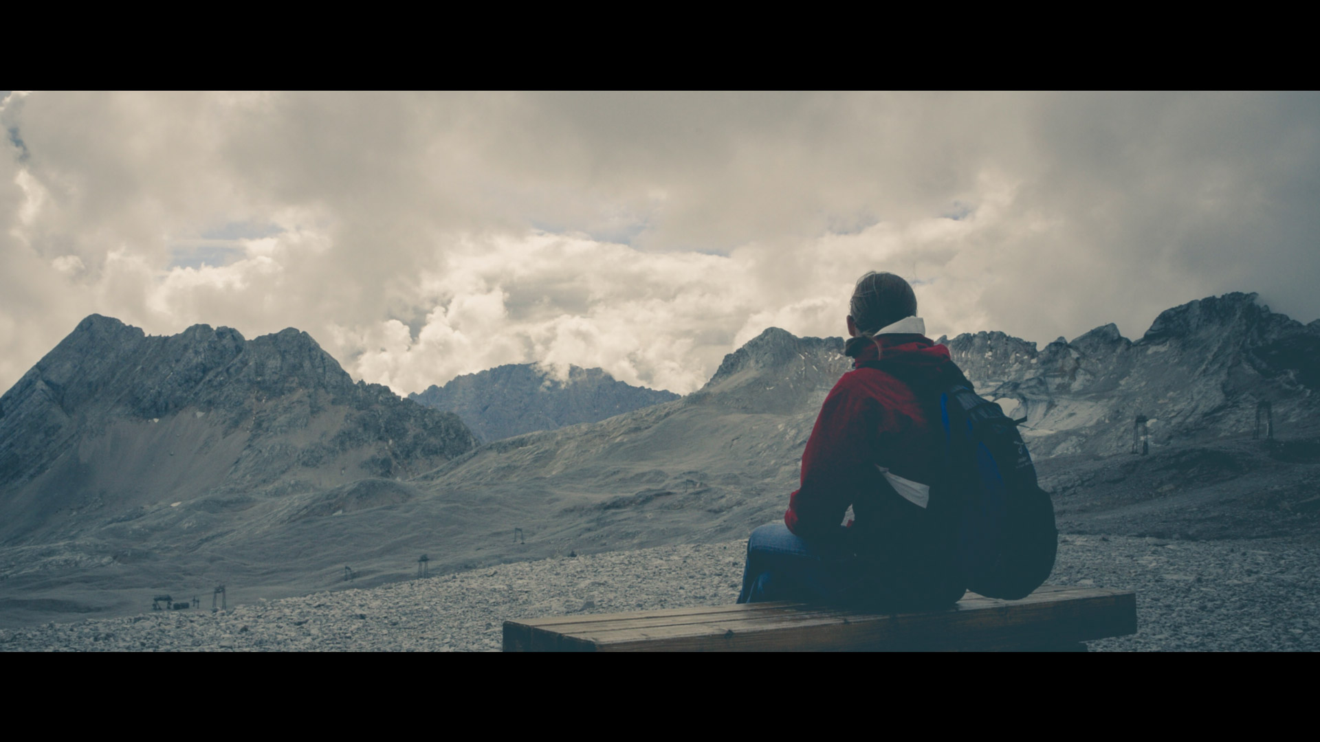 How to add Snow to your videos – VFX Tutorial – Video Production News